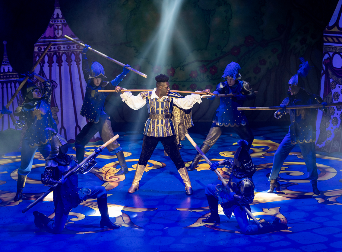 REVIEW Snow White and the Seven Dwarfs, New Theatre by Barbara Hughes ...